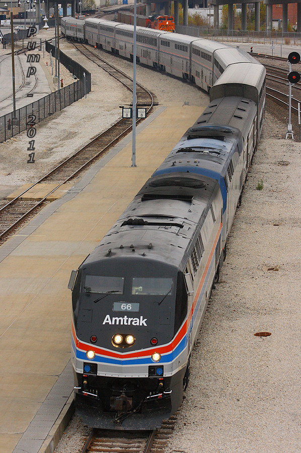 Eastbound Amtrak Southwest Chief Train #4 - AMTK 66